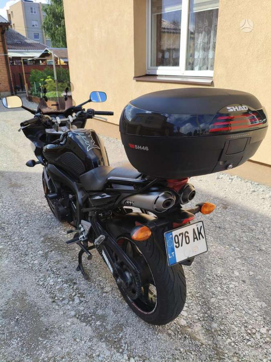 Black Yamaha FZ 6 2009 in Siauliai, with an engine capacity of 0.60 L and mileage of 53 thousand km for 3000 €, photo 17 on AUTOMOTO.COM.LV