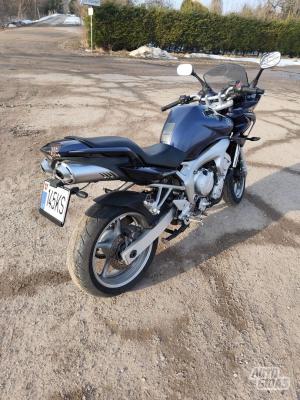 Blue Yamaha FZ 6 2004 in Taurage, with an engine capacity of 0.60 L and mileage of 49 thousand km for 2200 €, photo 2 on AUTOMOTO.COM.LV