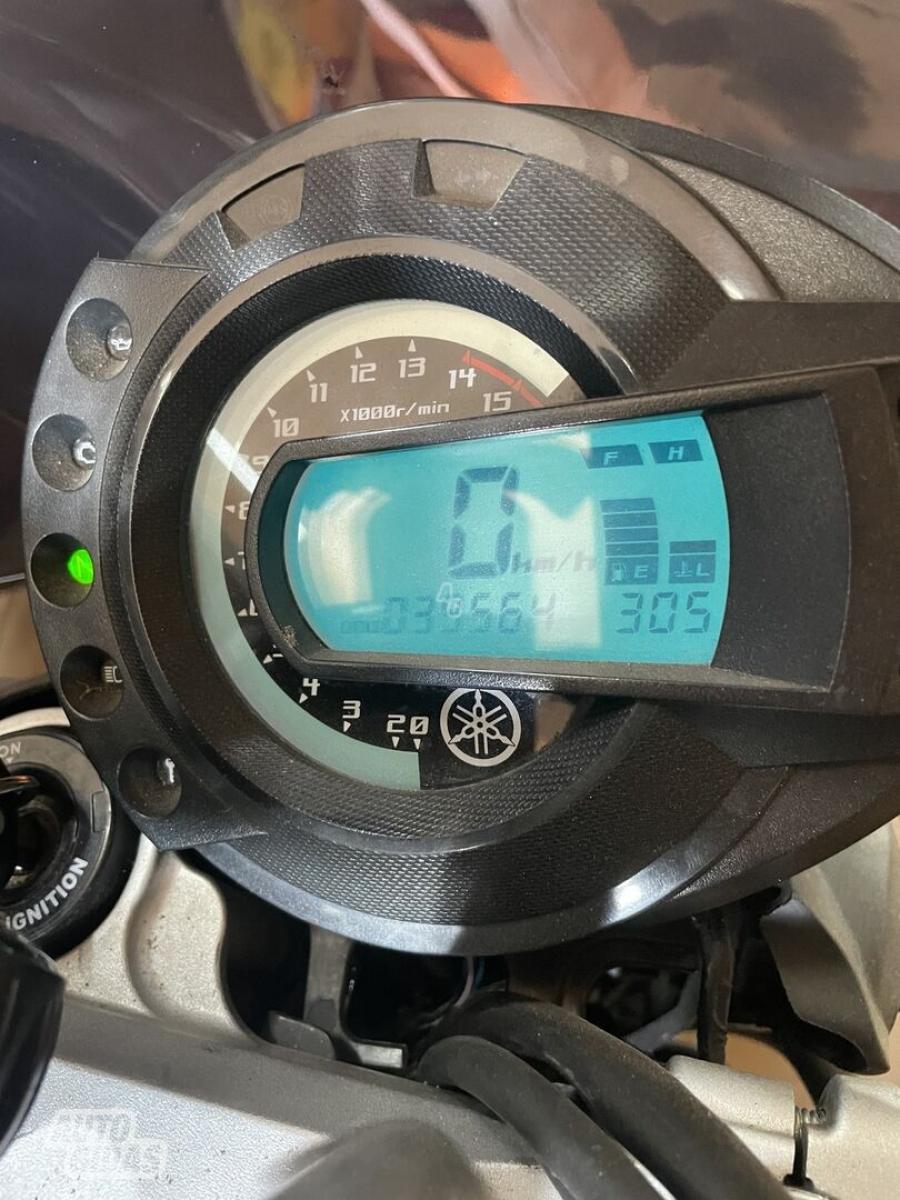 Zils Yamaha FZ 6 2006 Alīta, ar dzinēja tilpumu 0.60 L un nobraukumu 40 tūkst. km par 3000 €, foto 6 vietnē AUTOMOTO.COM.LV