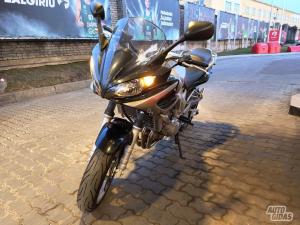 Pelēks Yamaha FZ 6 2004 Kauņa, ar dzinēja tilpumu 0.00 L un nobraukumu 24 tūkst. km par 2150 €, foto 6 vietnē AUTOMOTO.COM.LV