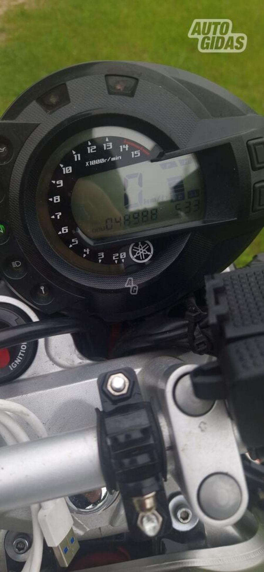 Pelēks Yamaha FZ 6 2004 Viļņa, ar dzinēja tilpumu 0.60 L un nobraukumu 49 tūkst. km par 2100 €, foto 6 vietnē AUTOMOTO.COM.LV