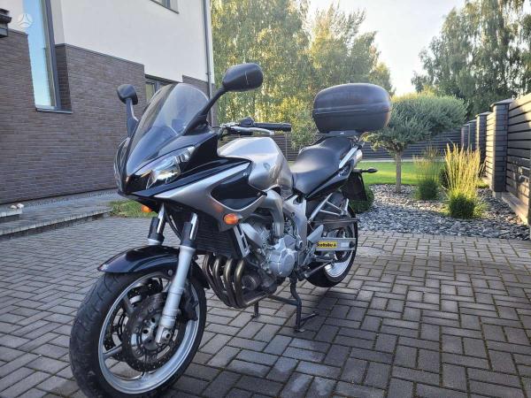 Серый Ямаха FZ 6 2004 в Каунас, объемом двигателя 0.60 л и пробегом 58 тыс. км за 2000 €, фото 5 на AUTOMOTO.COM.LV
