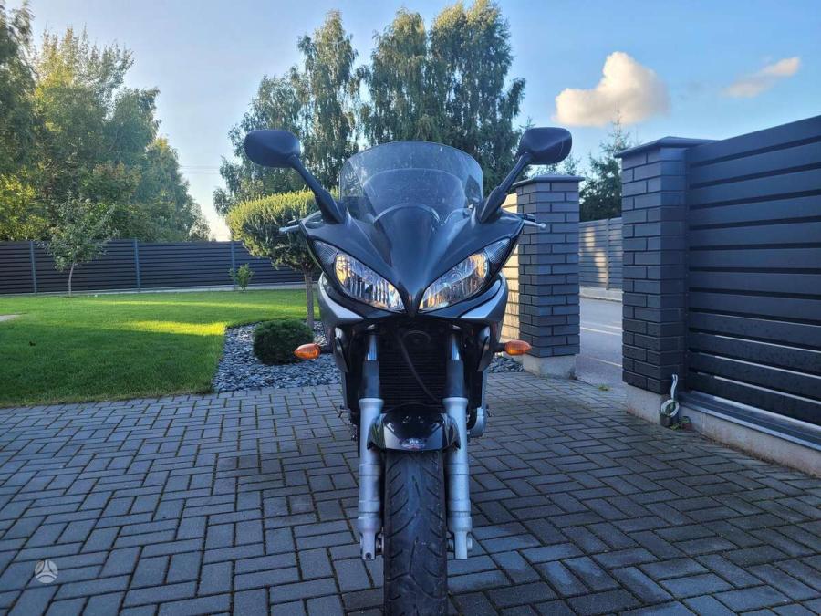 Grey Yamaha FZ 6 2004 in Kaunas, with an engine capacity of 0.60 L and mileage of 58 thousand km for 2000 €, photo 7 on AUTOMOTO.COM.LV