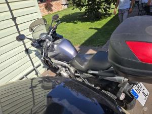 Pelēks Yamaha FZ 6 2006 Kauņa, ar dzinēja tilpumu 0.60 L un nobraukumu 53 tūkst. km par 2750 €, foto 11 vietnē AUTOMOTO.COM.LV