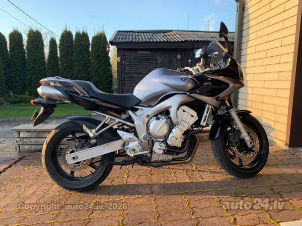 Grey Yamaha FZ 6 2007 in Tallinn, with an engine capacity of 0.60 L and mileage of 15 thousand km for 3600 €, photo 1 on AUTOMOTO.COM.LV