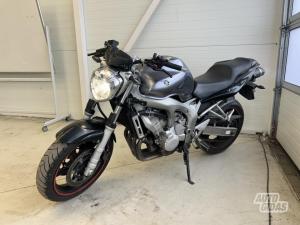 Pelēks Yamaha FZ 6 2011 Radviliškis, ar dzinēja tilpumu 0.60 L un nobraukumu 36 tūkst. km par 2050 €, foto 1 vietnē AUTOMOTO.COM.LV