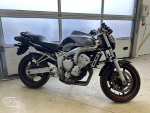 Pelēks Yamaha FZ 6 2011 Radviliškis, ar dzinēja tilpumu 0.60 L un nobraukumu 36 tūkst. km par 2050 €, foto 4 vietnē AUTOMOTO.COM.LV
