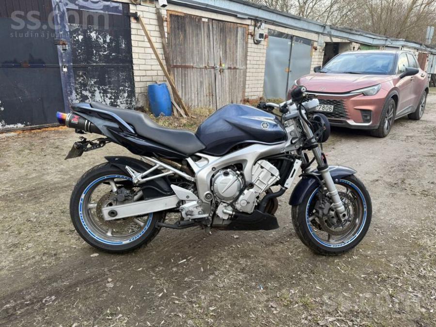 Yamaha FZ 6 2004 in Riga, with an engine capacity of 0.60 L and mileage of 0 thousand km for 2250 €, photo 3 on AUTOMOTO.COM.LV