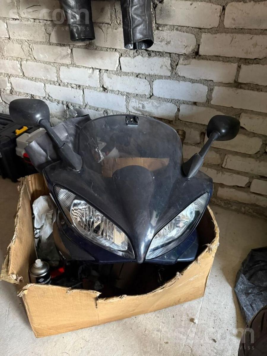 Yamaha FZ 6 2004 in Riga, with an engine capacity of 0.60 L and mileage of 0 thousand km for 2250 €, photo 6 on AUTOMOTO.COM.LV