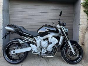 Ямаха FZ 6 2004 в Пренай, объемом двигателя 0.60 л и пробегом 28 тыс. км за 2750 €, фото 6 на AUTOMOTO.COM.LV