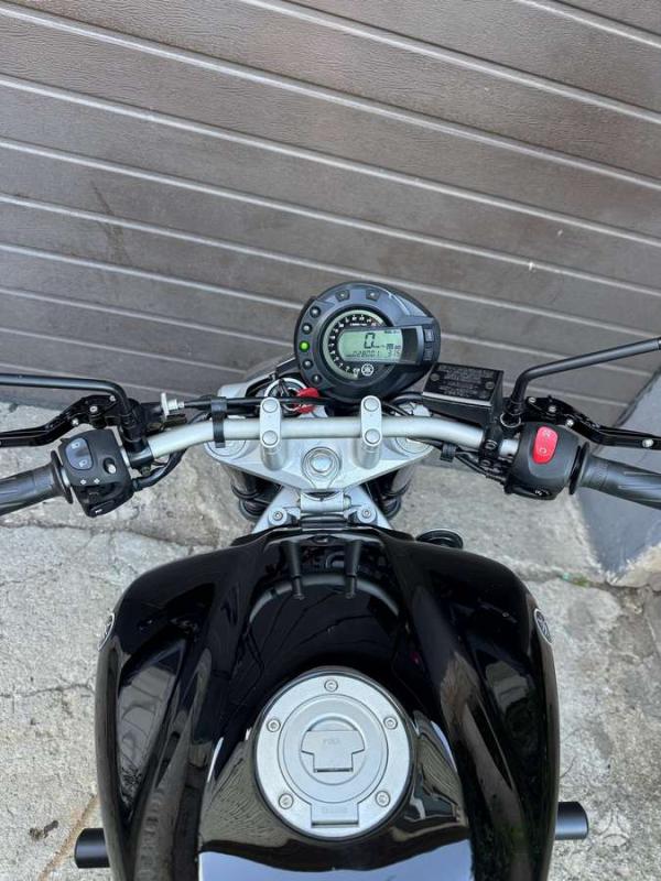 Yamaha FZ 6 2004 in Prienai, with an engine capacity of 0.60 L and mileage of 28 thousand km for 2750 €, photo 8 on AUTOMOTO.COM.LV