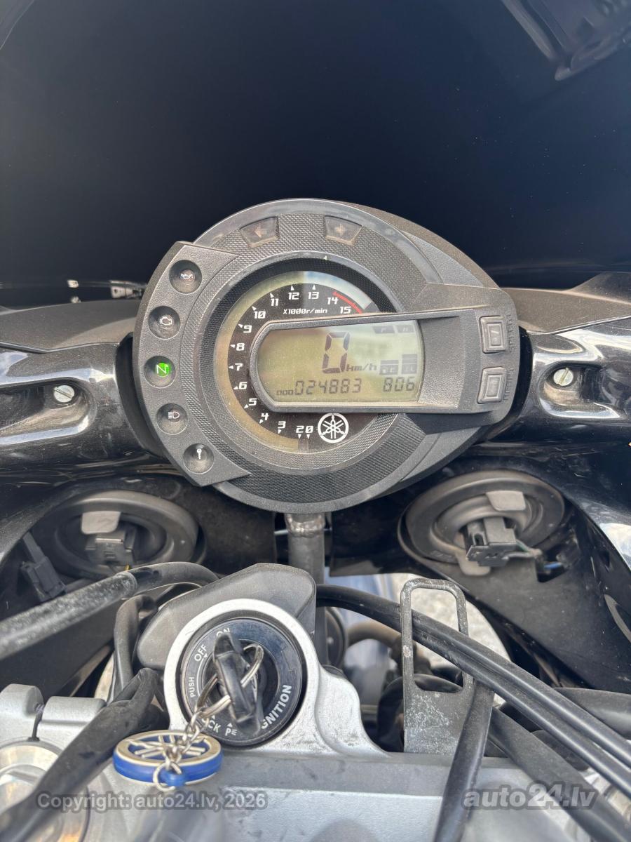 Yamaha FZ 6 2004 Tallina, ar dzinēja tilpumu 0.60 L un nobraukumu 25 tūkst. km par 2600 €, foto 5 vietnē AUTOMOTO.COM.LV