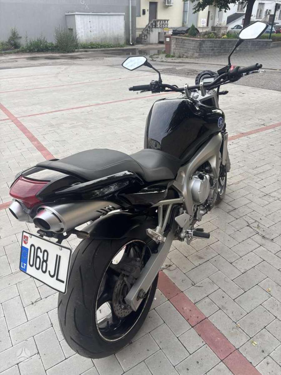 Yamaha FZ 6 2004 in Siauliai, with an engine capacity of 0.60 L and mileage of 49 thousand km for 2350 €, photo 7 on AUTOMOTO.COM.LV