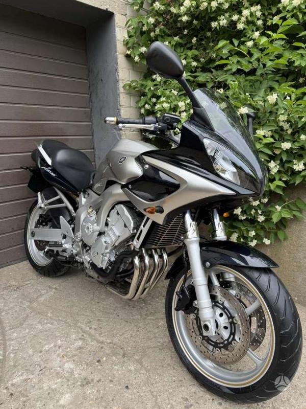 Yamaha FZ 6 2004 in Prienai, with an engine capacity of 0.60 L and mileage of 38 thousand km for 2750 €, photo 2 on AUTOMOTO.COM.LV