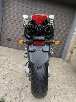 Yamaha FZ 6 2004 in Prienai, with an engine capacity of 0.60 L and mileage of 38 thousand km for 2750 €, photo 7 on AUTOMOTO.COM.LV