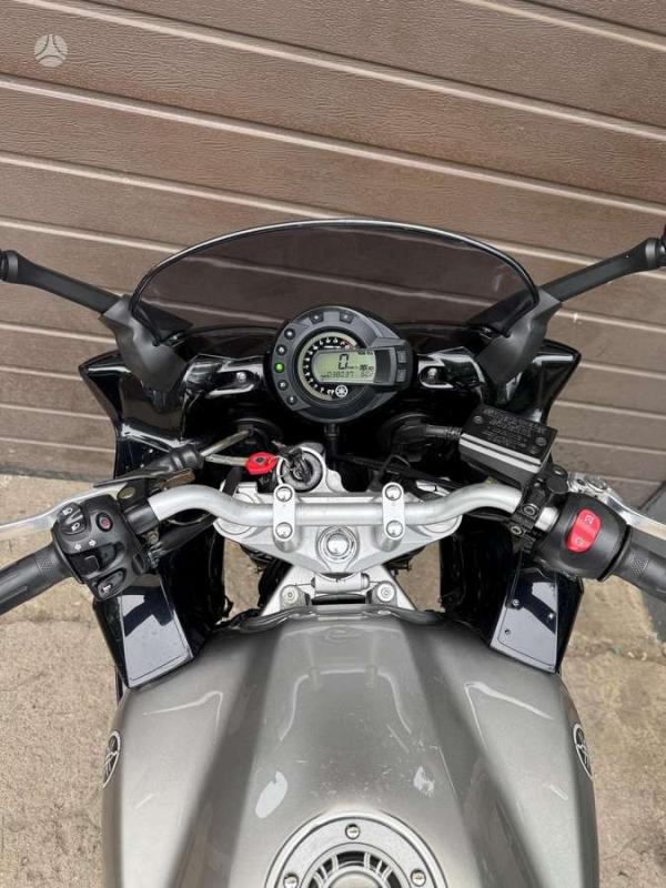 Yamaha FZ 6 2004 in Prienai, with an engine capacity of 0.60 L and mileage of 38 thousand km for 2750 €, photo 8 on AUTOMOTO.COM.LV