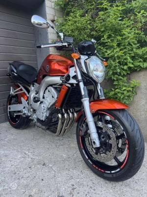Yamaha FZ 6 2004 in Prienai, with an engine capacity of 0.60 L and mileage of 0 thousand km for 2750 €, photo 3 on AUTOMOTO.COM.LV