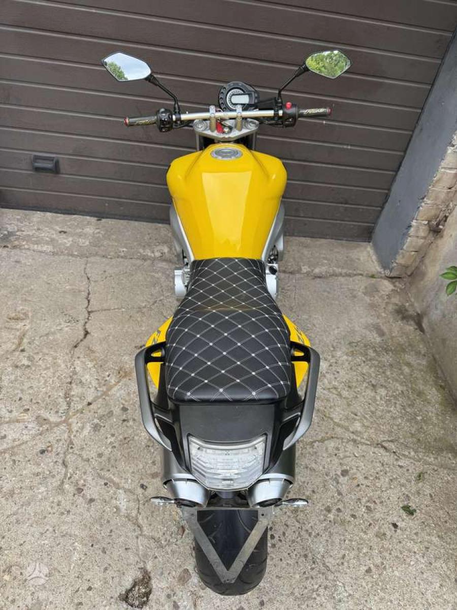 Yamaha FZ 6 2004 in Prienai, with an engine capacity of 0.60 L and mileage of 0 thousand km for 2750 €, photo 9 on AUTOMOTO.COM.LV