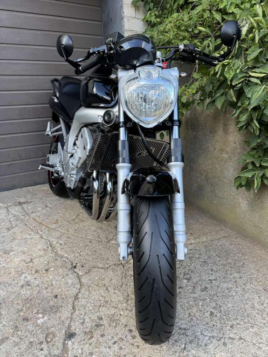 Ямаха FZ 6 2004 в Пренай, объемом двигателя 0.60 л и пробегом 44 тыс. км за 2999 €, фото 5 на AUTOMOTO.COM.LV