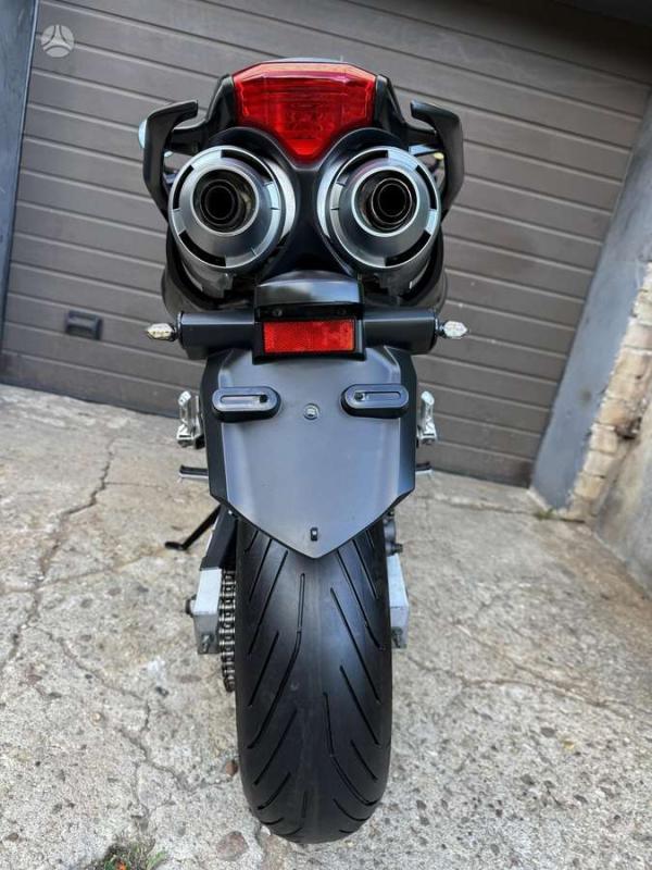 Ямаха FZ 6 2004 в Пренай, объемом двигателя 0.60 л и пробегом 44 тыс. км за 2999 €, фото 8 на AUTOMOTO.COM.LV
