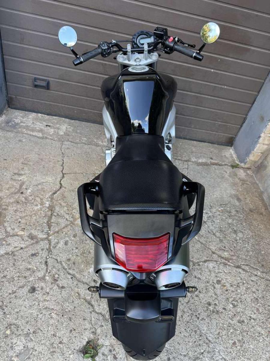 Ямаха FZ 6 2004 в Пренай, объемом двигателя 0.60 л и пробегом 44 тыс. км за 2999 €, фото 9 на AUTOMOTO.COM.LV