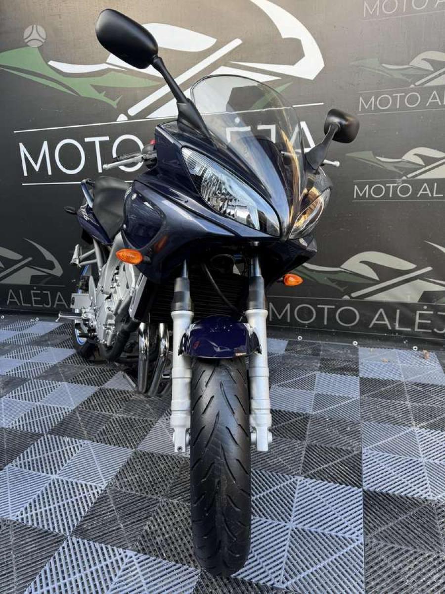 Ямаха FZ 6 2004 в Пренай, объемом двигателя 0.60 л и пробегом 0 тыс. км за 2750 €, фото 3 на AUTOMOTO.COM.LV