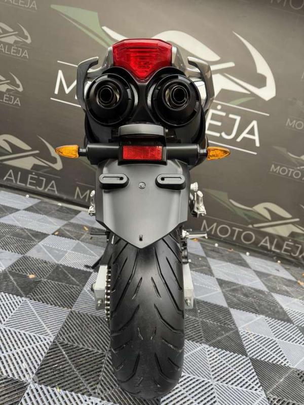 Ямаха FZ 6 2004 в Пренай, объемом двигателя 0.00 л и пробегом 0 тыс. км за 2750 €, фото 8 на AUTOMOTO.COM.LV
