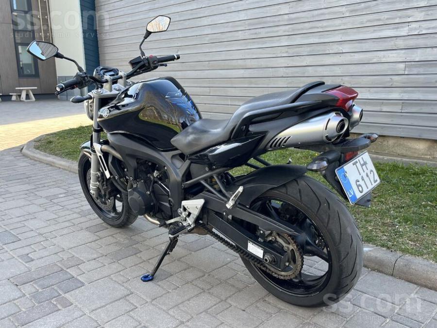Yamaha FZ 6 2005 Dobele, ar dzinēja tilpumu 0.60 L un nobraukumu 0 tūkst. km par 2600 €, foto 4 vietnē AUTOMOTO.COM.LV