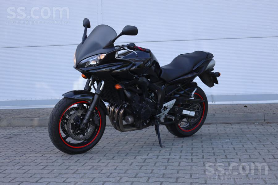 Yamaha FZ 6 2005 in Riga, with an engine capacity of 0.60 L and mileage of 0 thousand km for 3095 €, photo 1 on AUTOMOTO.COM.LV