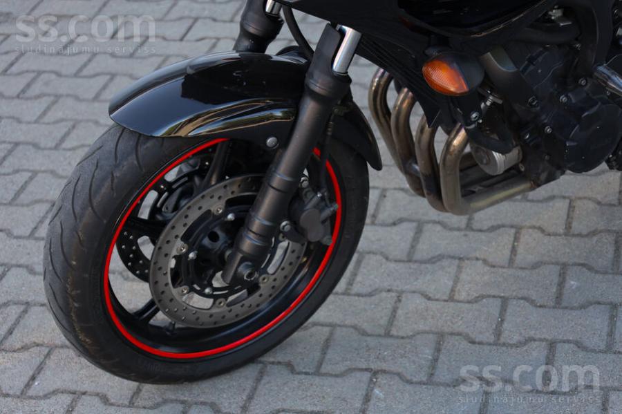 Yamaha FZ 6 2005 in Riga, with an engine capacity of 0.60 L and mileage of 0 thousand km for 3095 €, photo 3 on AUTOMOTO.COM.LV