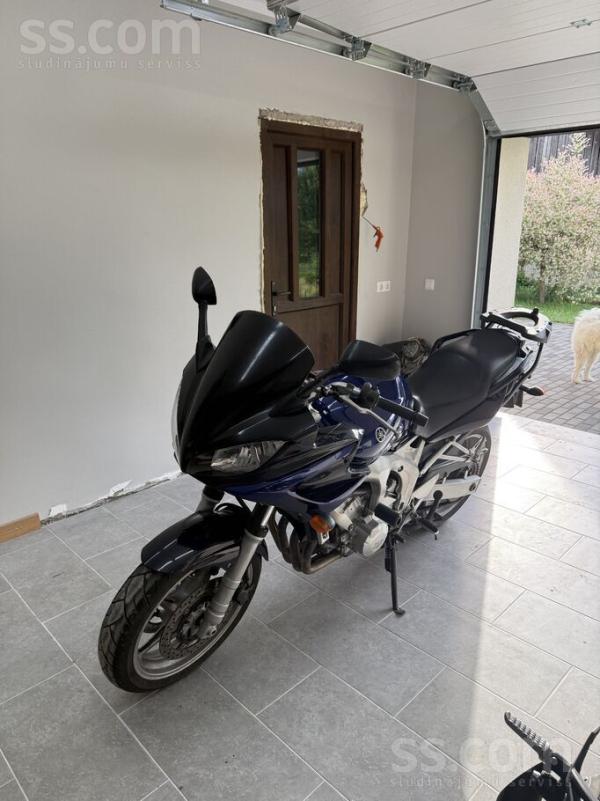 Yamaha FZ 6 2005 in Saldus, with an engine capacity of 0.60 L and mileage of 0 thousand km for 2100 €, photo 3 on AUTOMOTO.COM.LV