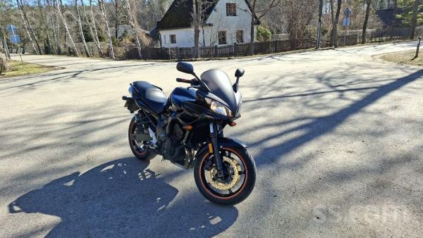 Yamaha FZ 6 2005 Jūrmala, ar dzinēja tilpumu 0.60 L un nobraukumu 0 tūkst. km par 2650 €, foto 1 vietnē AUTOMOTO.COM.LV