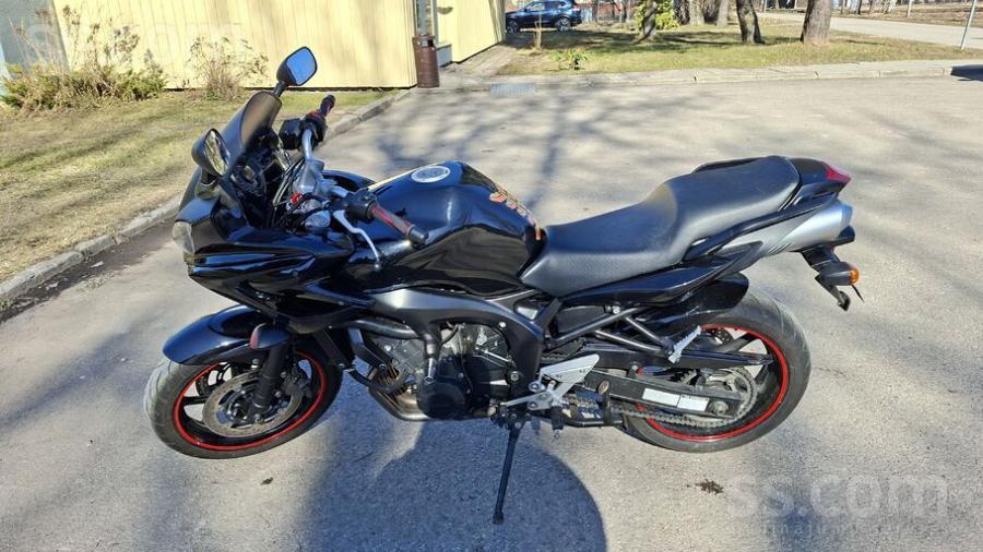 Yamaha FZ 6 2005 Jūrmala, ar dzinēja tilpumu 0.60 L un nobraukumu 0 tūkst. km par 2650 €, foto 5 vietnē AUTOMOTO.COM.LV