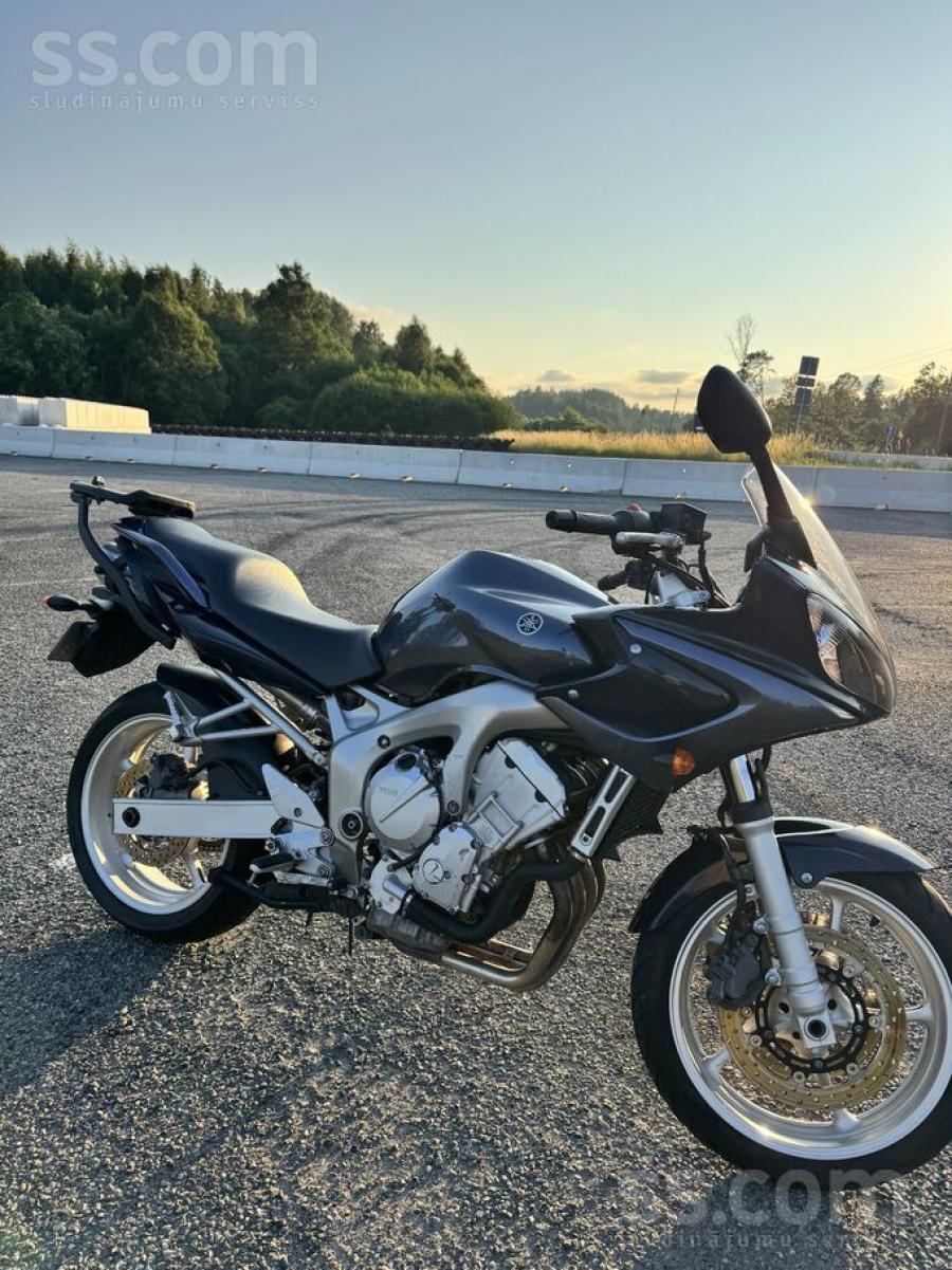 Yamaha FZ 6 2005 in Aluksne, with an engine capacity of 0.60 L and mileage of 0 thousand km for 3130 €, photo 7 on AUTOMOTO.COM.LV