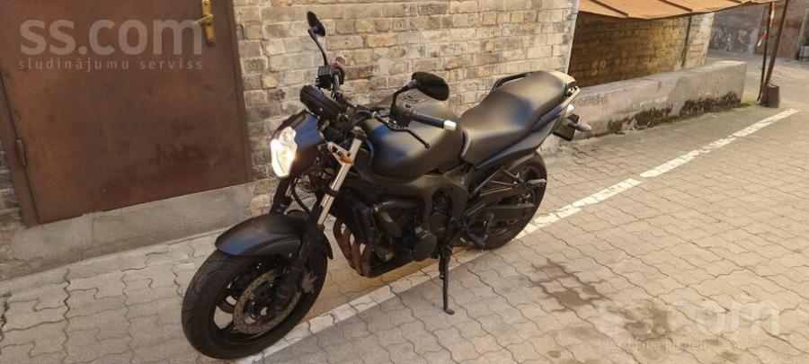 Yamaha FZ 6 2005 in Riga, with an engine capacity of 0.60 L and mileage of 0 thousand km for 2250 €, photo 5 on AUTOMOTO.COM.LV