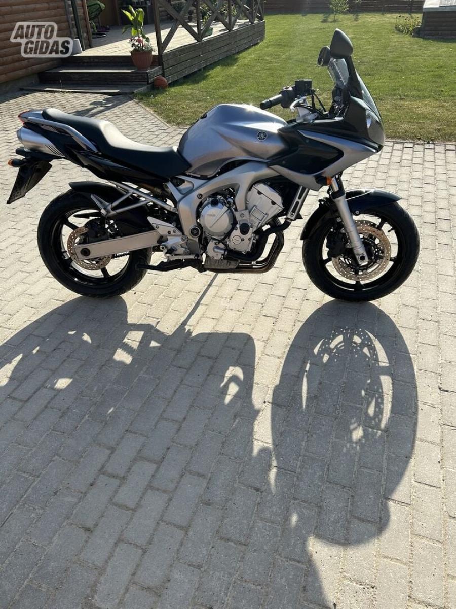 Ямаха FZ 6 2006 в Кретинга, объемом двигателя 0.60 л и пробегом 23 тыс. км за 2600 €, фото 3 на AUTOMOTO.COM.LV