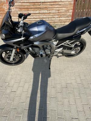 Ямаха FZ 6 2006 в Кретинга, объемом двигателя 0.60 л и пробегом 23 тыс. км за 2600 €, фото 4 на AUTOMOTO.COM.LV