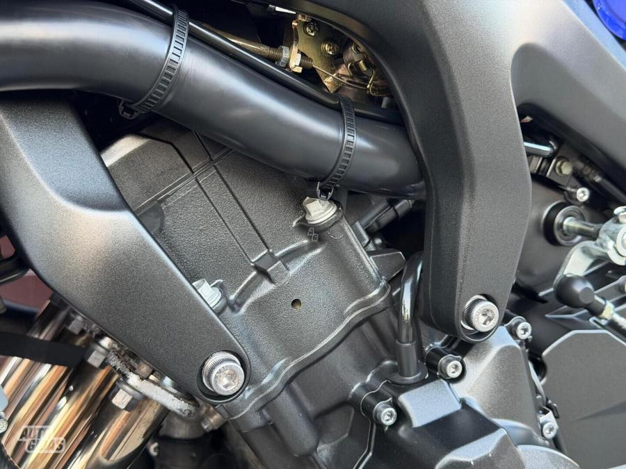 Yamaha FZ 6 2006 in Vilnius, with an engine capacity of 0.00 L and mileage of 0 thousand km for 3450 €, photo 15 on AUTOMOTO.COM.LV