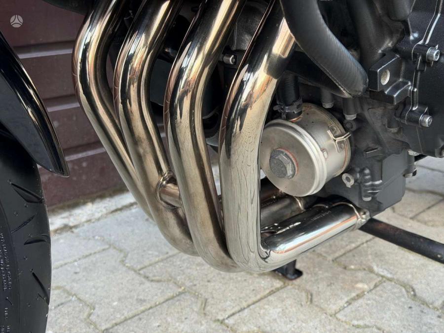 Yamaha FZ 6 2006 in Vilnius, with an engine capacity of 0.60 L and mileage of 40 thousand km for 3450 €, photo 8 on AUTOMOTO.COM.LV