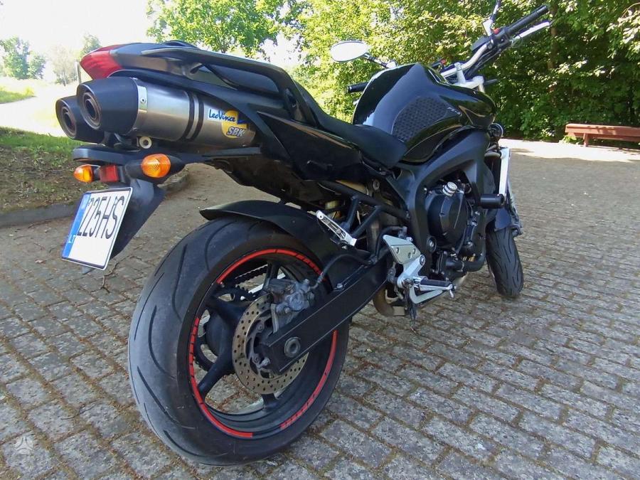 Ямаха FZ 6 2006 в Таураге, объемом двигателя 0.60 л и пробегом 49 тыс. км за 2600 €, фото 5 на AUTOMOTO.COM.LV