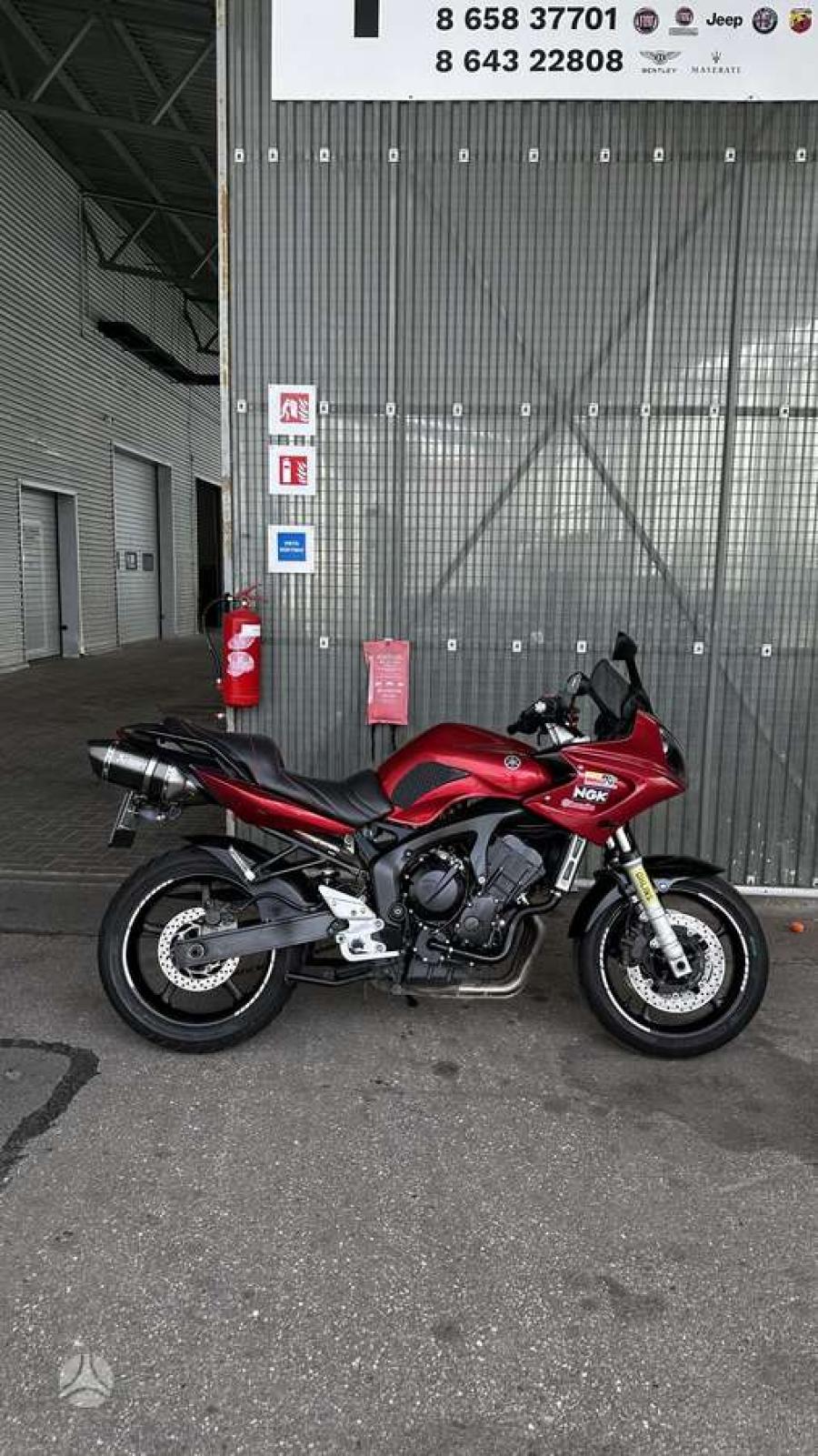 Yamaha FZ 6 2006 Viļņa, ar dzinēja tilpumu 0.60 L un nobraukumu 45 tūkst. km par 2300 €, foto 3 vietnē AUTOMOTO.COM.LV