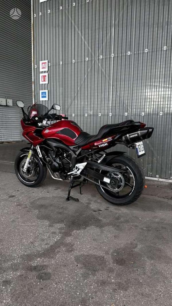 Yamaha FZ 6 2006 Viļņa, ar dzinēja tilpumu 0.60 L un nobraukumu 45 tūkst. km par 2300 €, foto 7 vietnē AUTOMOTO.COM.LV
