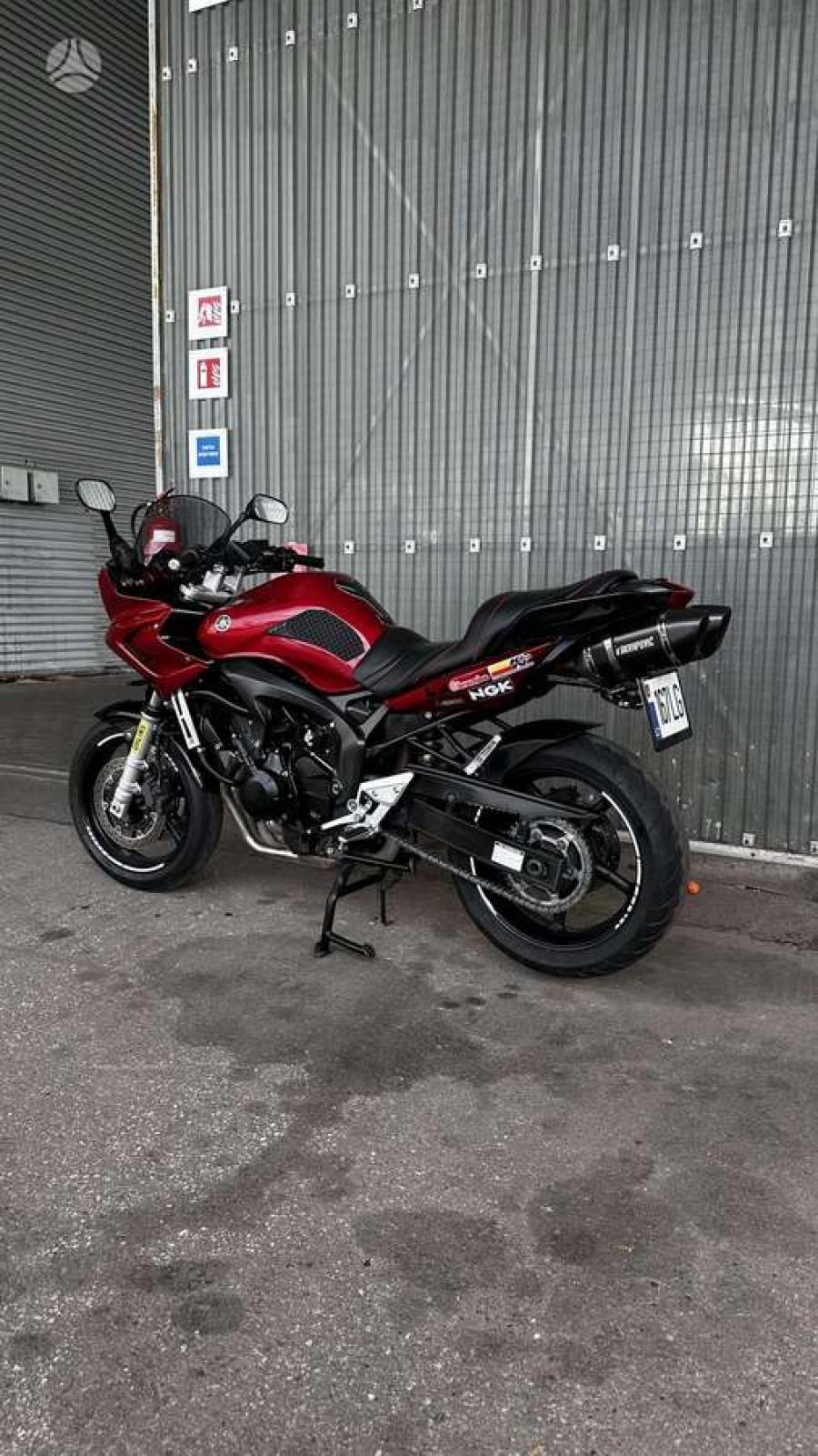Yamaha FZ 6 2006 Viļņa, ar dzinēja tilpumu 0.60 L un nobraukumu 45 tūkst. km par 2300 €, foto 7 vietnē AUTOMOTO.COM.LV