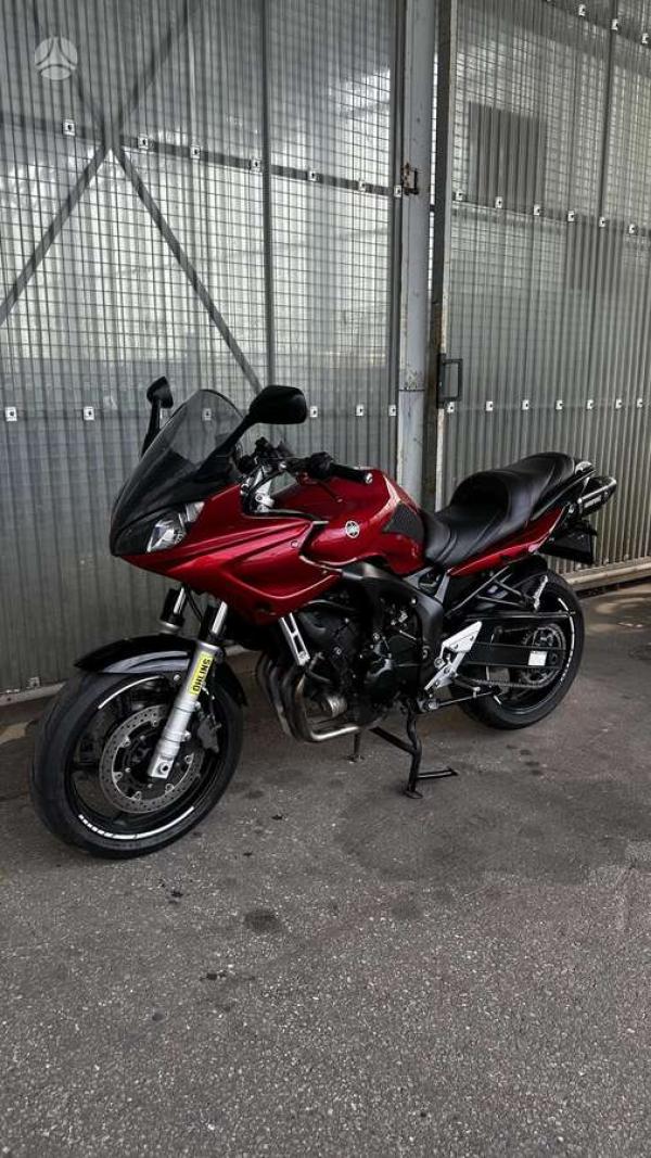 Yamaha FZ 6 2006 Viļņa, ar dzinēja tilpumu 0.60 L un nobraukumu 45 tūkst. km par 2300 €, foto 9 vietnē AUTOMOTO.COM.LV