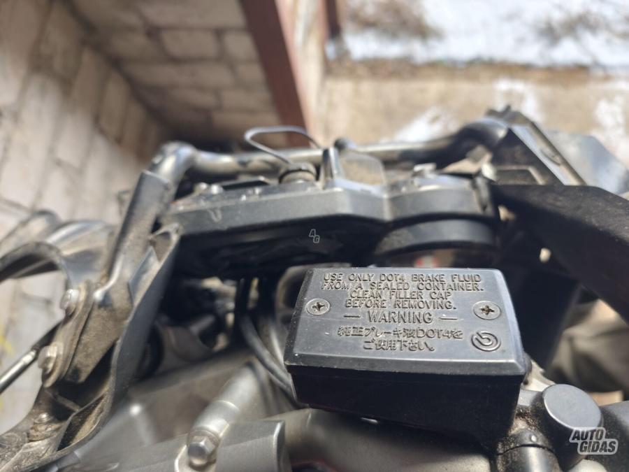 Yamaha FZ 6 2007 Viļņa, ar dzinēja tilpumu 0.00 L un nobraukumu 0 tūkst. km par 950 €, foto 7 vietnē AUTOMOTO.COM.LV