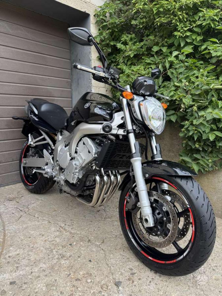Ямаха FZ 6 2007 в Пренай, объемом двигателя 0.60 л и пробегом 15 тыс. км за 2850 €, фото 3 на AUTOMOTO.COM.LV