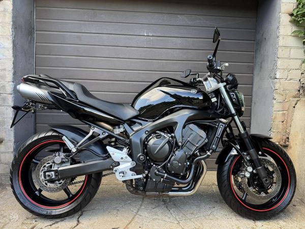 Yamaha FZ 6 2007 in Prienai, with an engine capacity of 0.60 L and mileage of 0 thousand km for 3450 €, photo 6 on AUTOMOTO.COM.LV