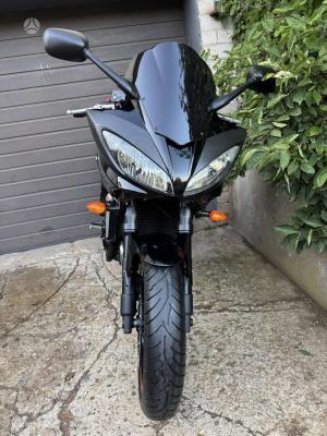 Yamaha FZ 6 2007 Prienai, ar dzinēja tilpumu 0.60 L un nobraukumu 31 tūkst. km par 3450 €, foto 4 vietnē AUTOMOTO.COM.LV