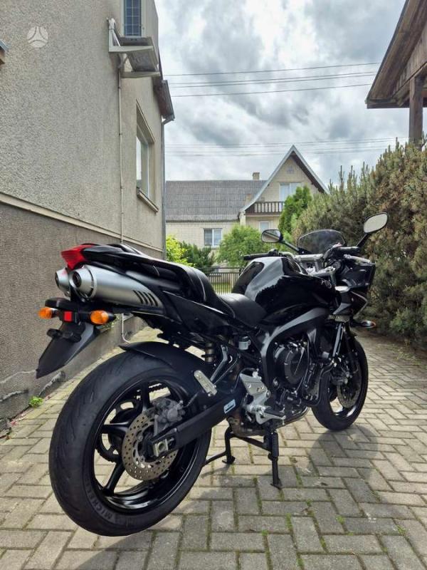 Yamaha FZ 6 2008 Prienai, ar dzinēja tilpumu 0.60 L un nobraukumu 38 tūkst. km par 3400 €, foto 7 vietnē AUTOMOTO.COM.LV