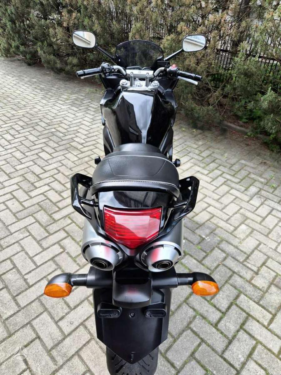 Yamaha FZ 6 2008 in Prienai, with an engine capacity of 0.60 L and mileage of 38 thousand km for 3400 €, photo 11 on AUTOMOTO.COM.LV